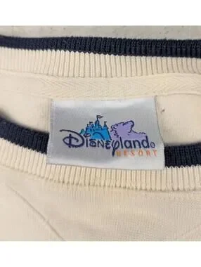 Disney | Sweaters | Vintage 9s Winne The Pooh Disney Land Resort ...